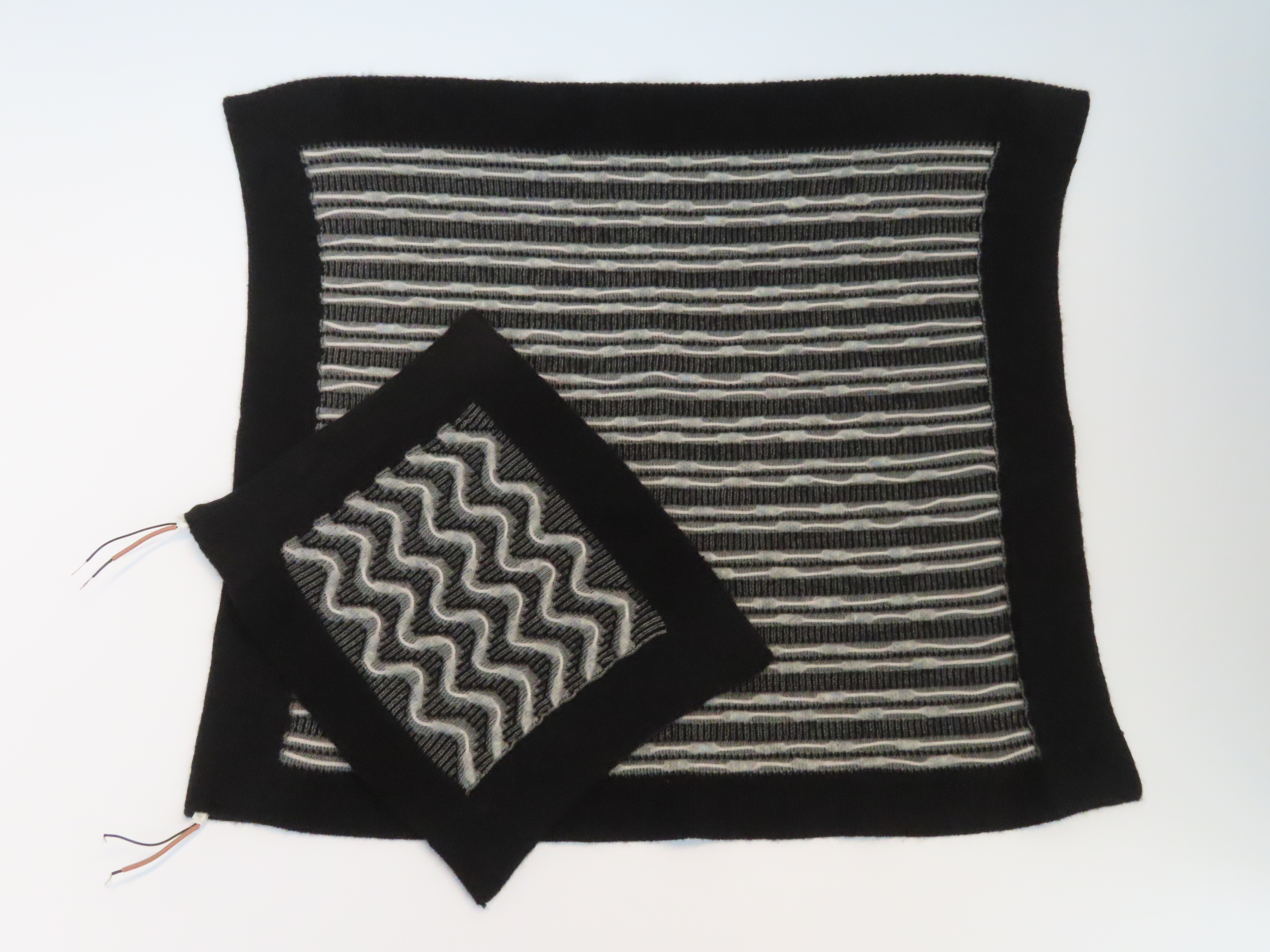 Textile solar panels – Manufacturing Electronic Yarns